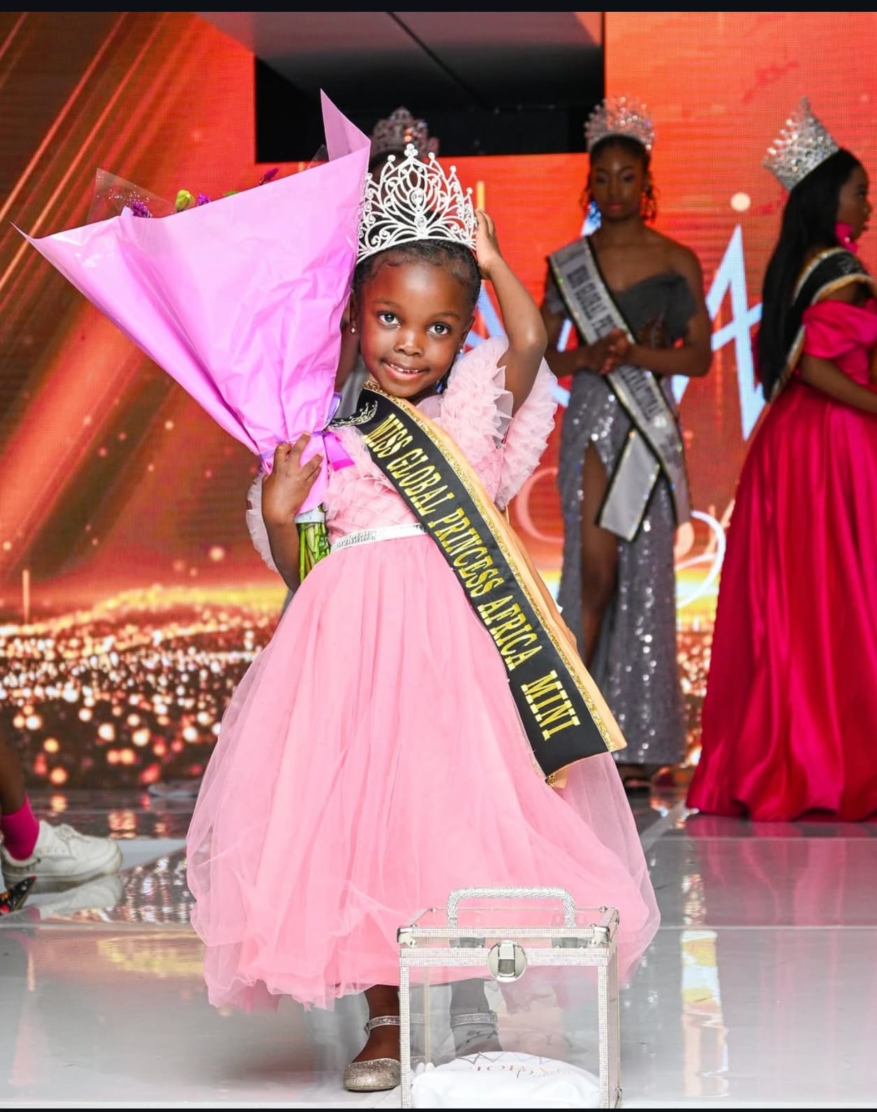 Savanna City’s Tshinakaho crowned Miss Global Princess South Africa ...